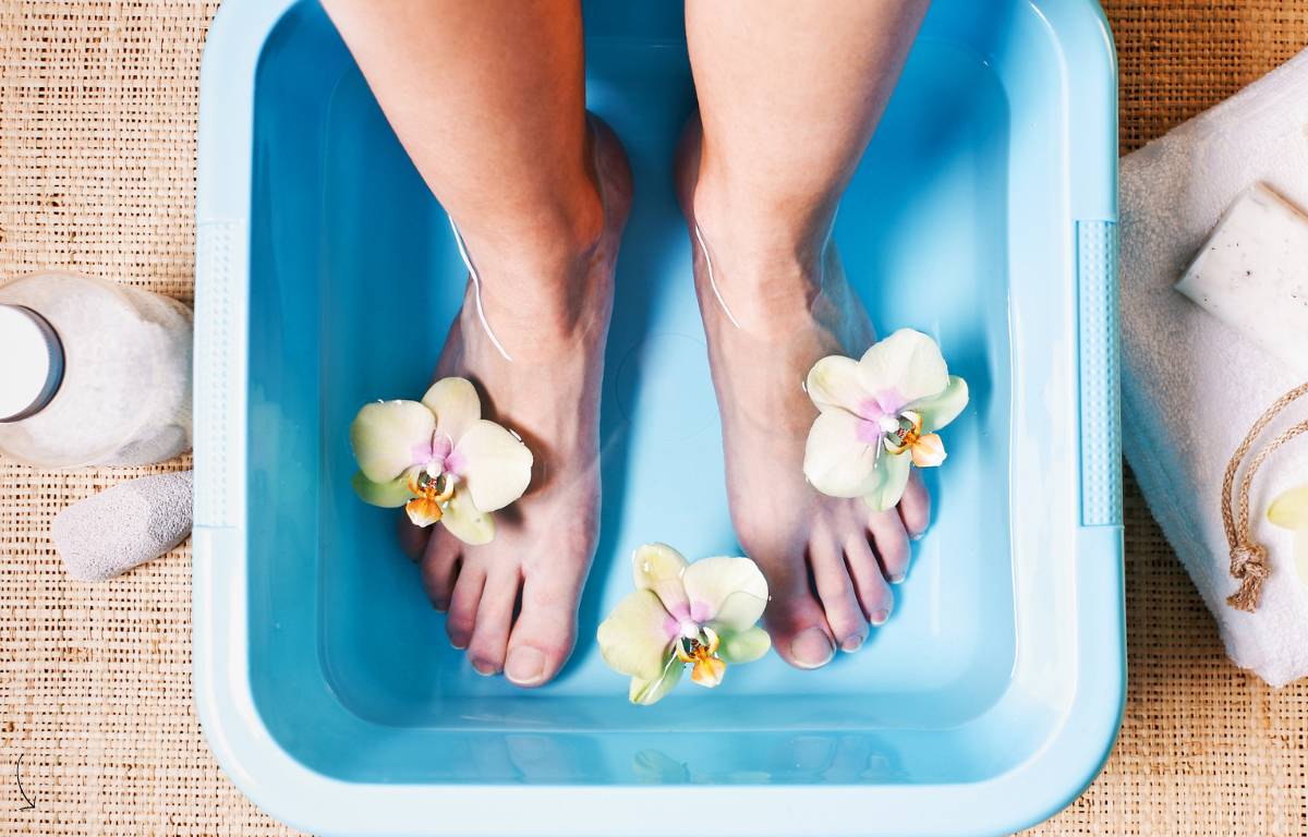 Listerine Baking Soda Foot Soak Recipe For Dry Feet - The Detox Lady